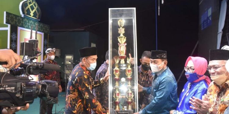 Fantastis, Kontingen Kendari Raih Juara Umum Festival LASQI Skala Besar ...